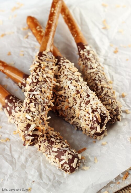 Samoa Pretzel Sticks | Easy Chocolate, Caramel & Coconut Dessert