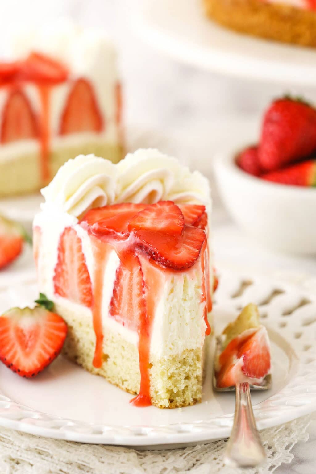 Easy Strawberry Shortcake Cheesecake | Life Love and Sugar