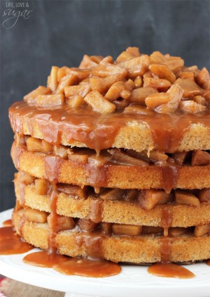 Caramel Apple Layer Cake | The Best Cinnmaon Apple Cake Recipe