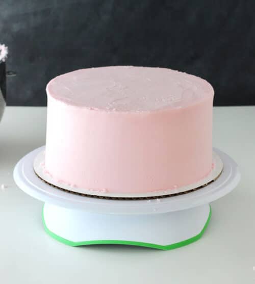 How to Frost a Cake with Buttercream - Step-by-Step Tutorial (Photos)