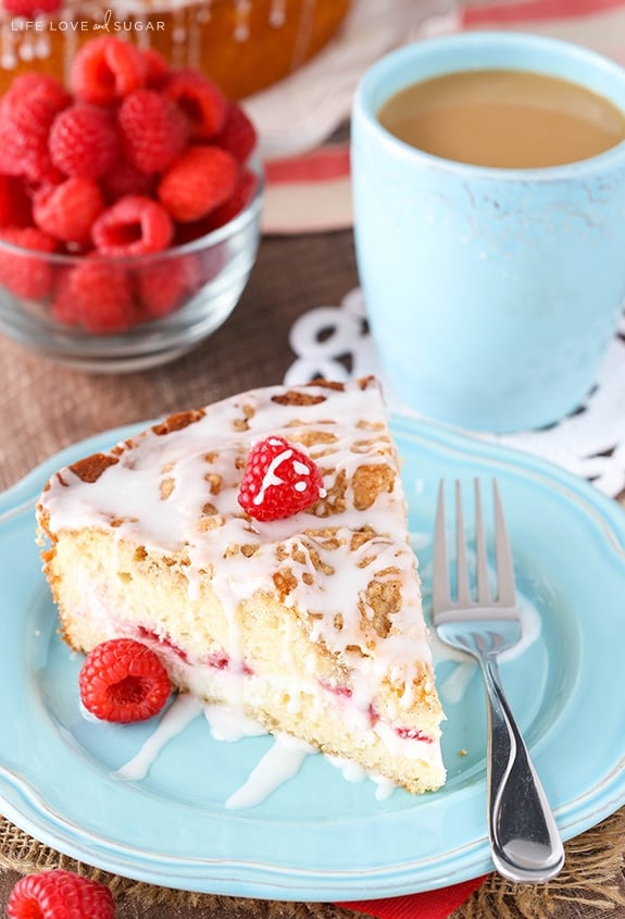 Raspberry Cream Cheese Coffee Cake | Easy Breakfast Cake Recipe