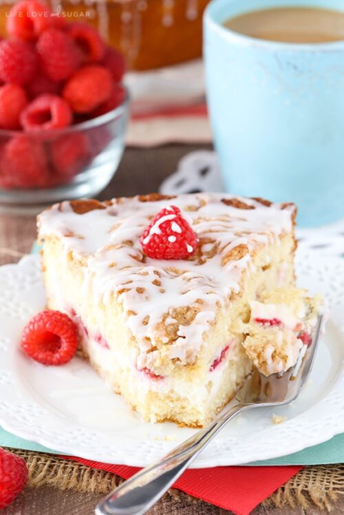 Raspberry Cream Cheese Coffee Cake | Easy Breakfast Cake Recipe
