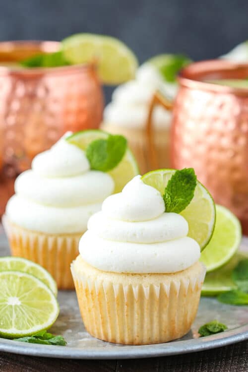 Moscow Mule Cupcakes | Moscow Mule Cocktails in Dessert Form!