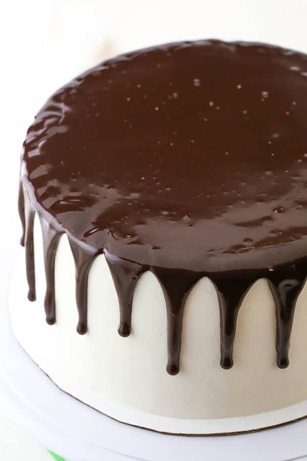 How To Make A Chocolate Drip Cake Easy Cake Decorating Guide