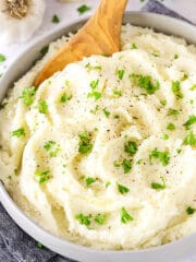 BEST Garlic Mashed Potatoes Recipe | Steakhouse Style Potatoes