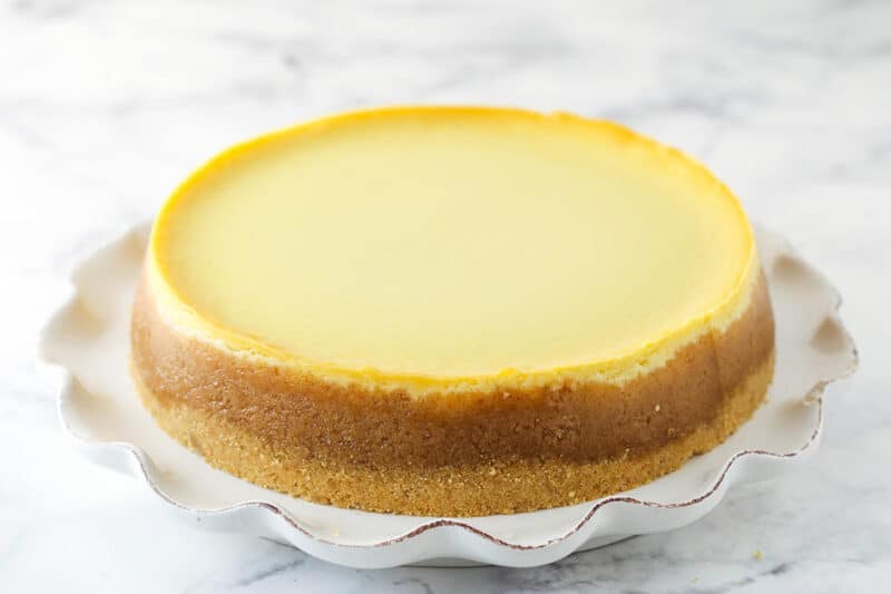 How to Remove Cheesecake from Springform Pan - Life Love and Sugar