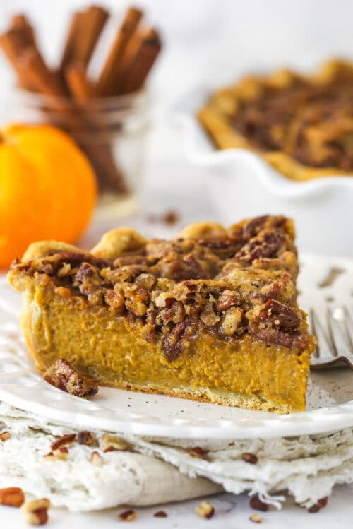 Praline Pumpkin Pie l Life, Love, and Sugar